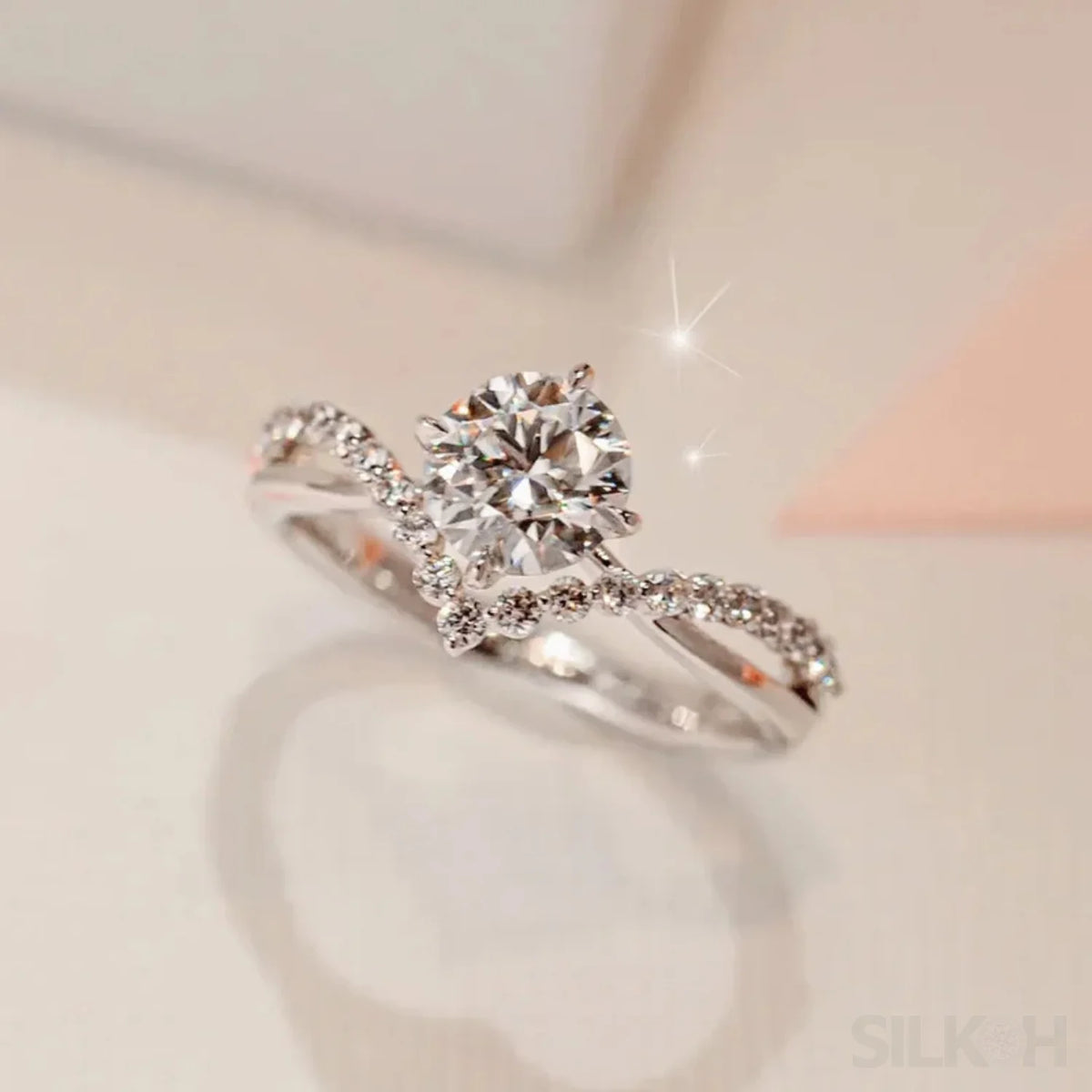 Vintage Inspired 1 Carat Moissanite Sterling Silver Round Engagment Ring Alina – SILKOH